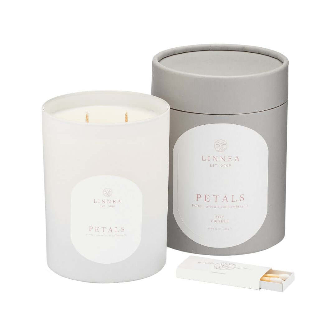 Linnea Candle, Large 2-Wick Petals — Solange & Frances